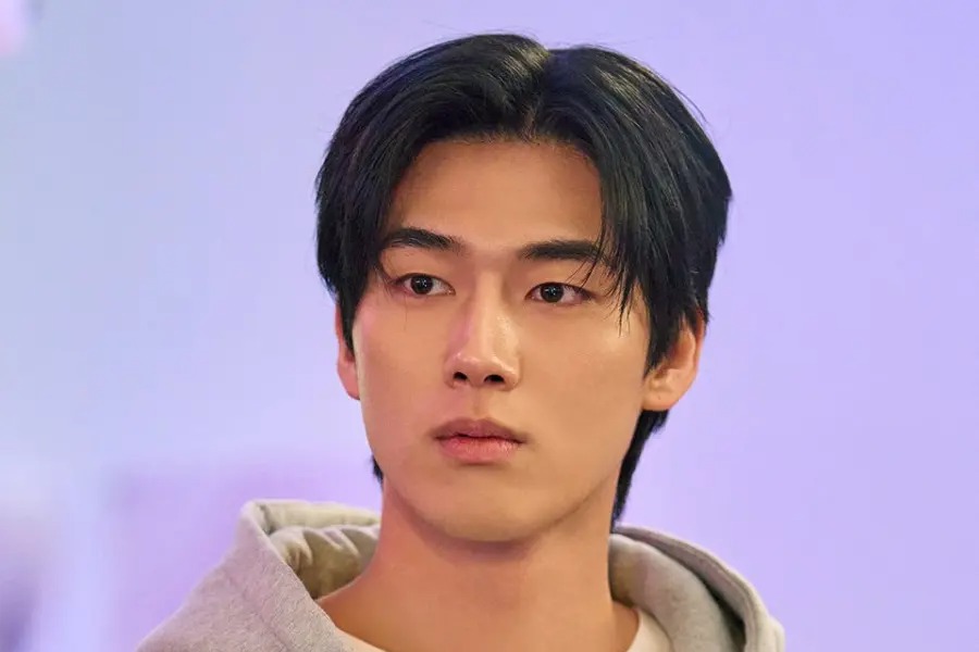 Hong Min Ki กับบทหนุ่มพละในฝันในซีรีส์ใหม่ “Crushology 101” ที่ทำหัวใจ ...